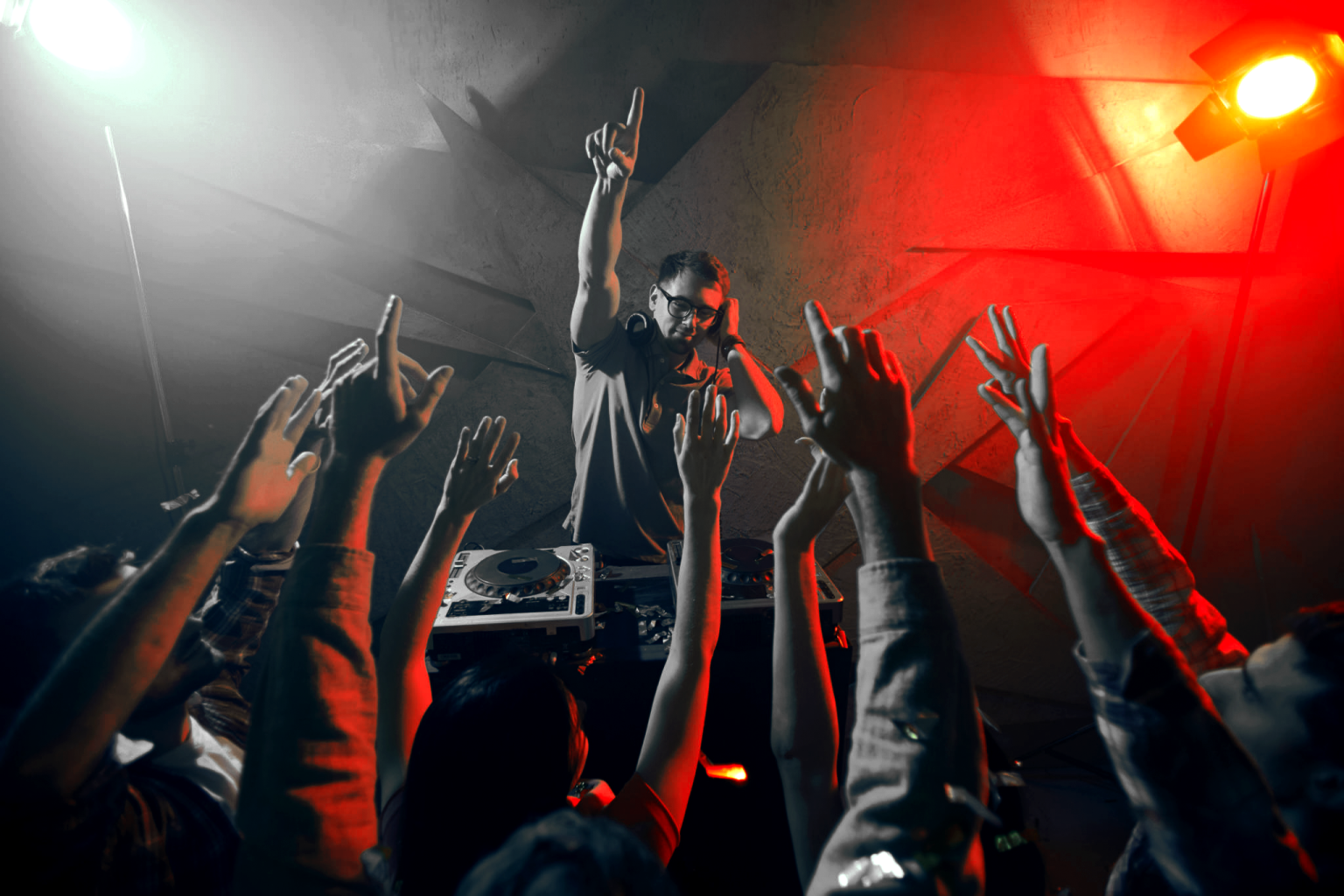 AS FM NOVI SAD - Radio AS FM